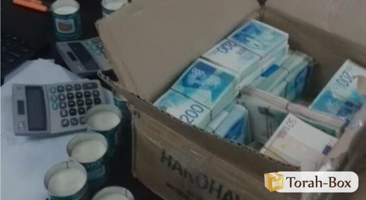 Il trouve 600 000 shekels en espèces… et les rend